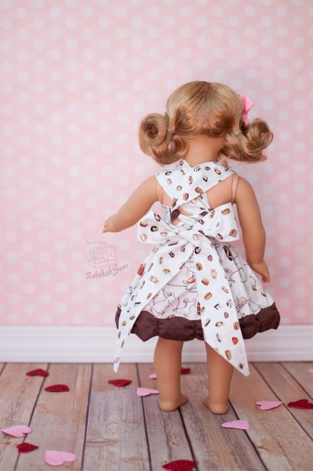 It’s a Chocoholic Valentine with Mandy K Designs! | RebekahSews